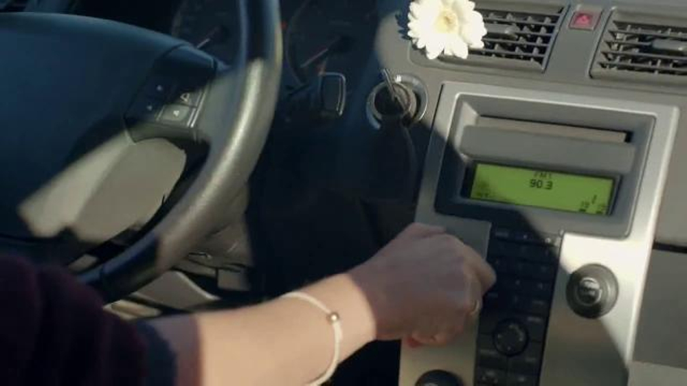 TENA TV Commercial, 'Let Yourself Go' Song by CeCe Peniston - iSpot.tv