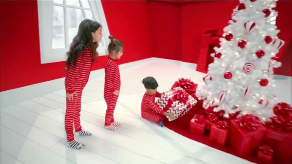 Target TV Commercial, '¿Qué Es?' - iSpot.tv