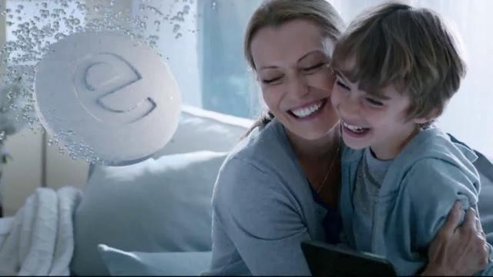 Efferdent Anti-Bacterial Denture Cleanser TV Commercial, 'The Efferdent ...