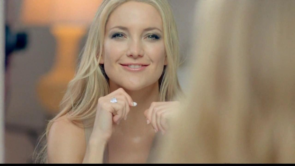 Almay Intense i-Color Bold Nudes TV Commercial Featuring Kate Hudson ...