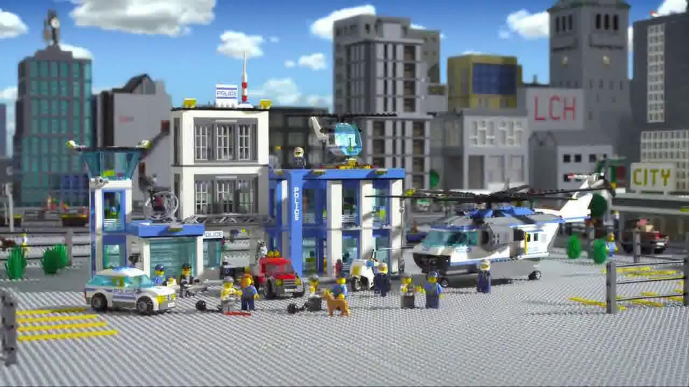 LEGO City Police Station TV Commercial, 'Crooks Are Breaking Out ...