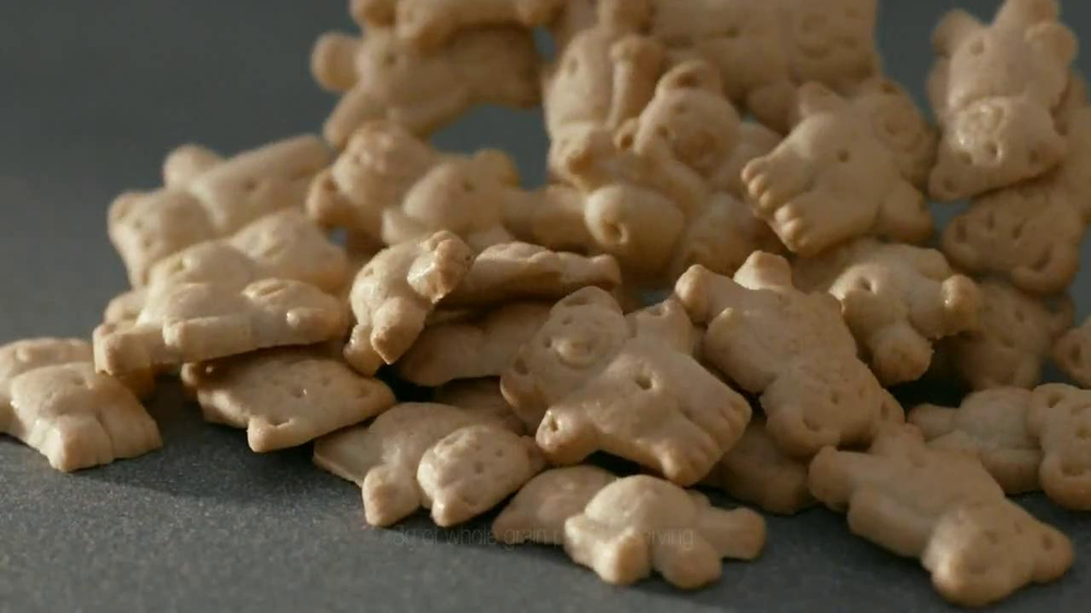 Strawberry Banana Teddy Grahams TV Commercial, 'Sparkles' - iSpot.tv