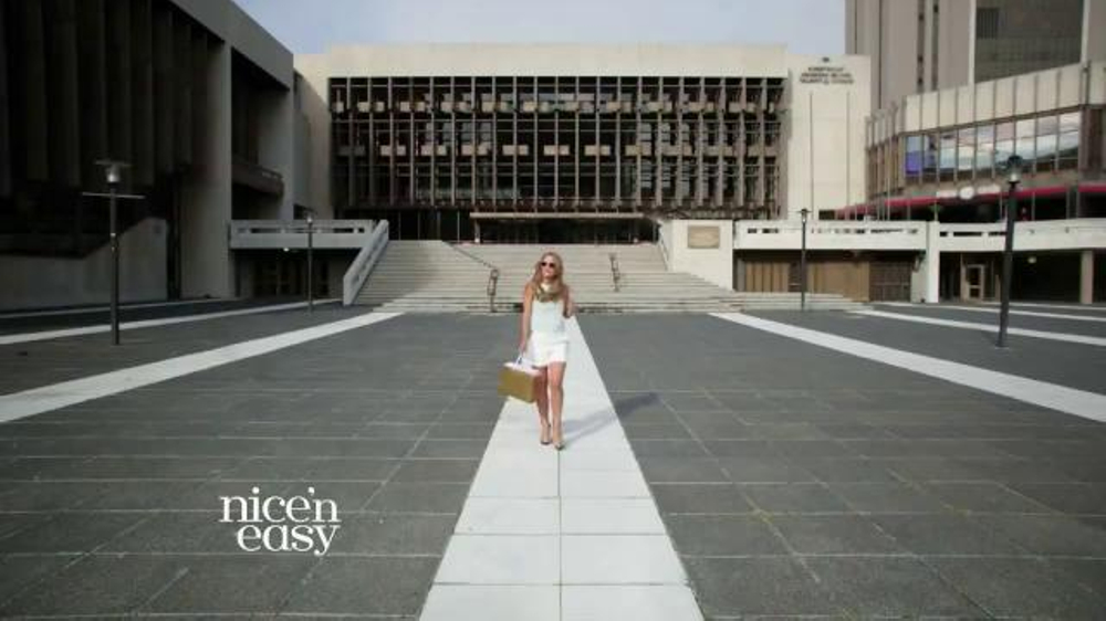 Clairol Nice 'N Easy TV Commercial, 'Shift a Shade' - iSpot.tv