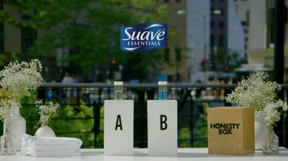 Suave Essentials Body Wash TV Commercial, 'Smell Test' - iSpot.tv