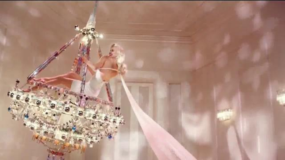 Ulta Beauty TV Commercial, 'Gift Gorgeously' - iSpot.tv