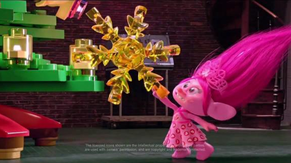 Target TV Commercial, 'Holidays 2016: Tree Topper' - iSpot.tv