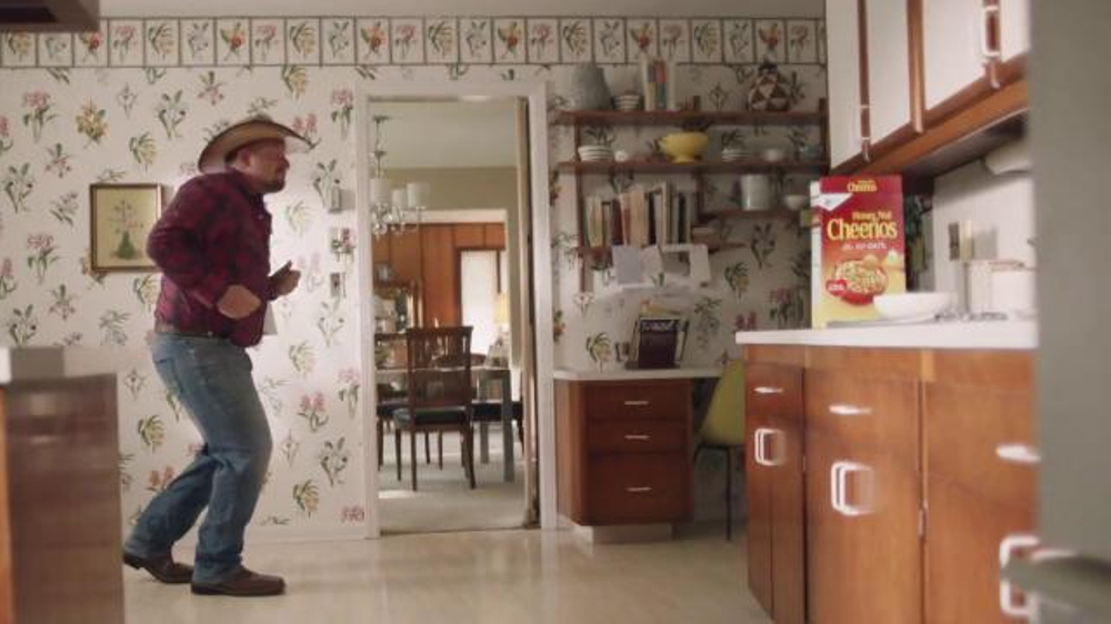 Honey Nut Cheerios TV Commercial, 'Dancing Dads' - iSpot.tv