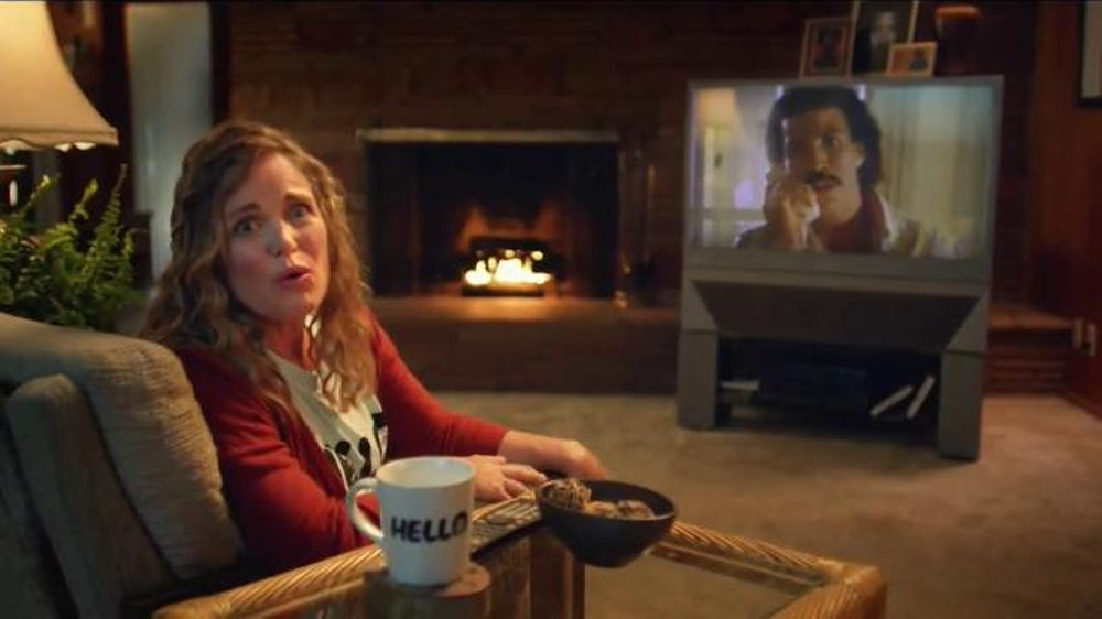 Dairy Queen Bakes TV Commercial, 'Fan Anthem' - iSpot.tv