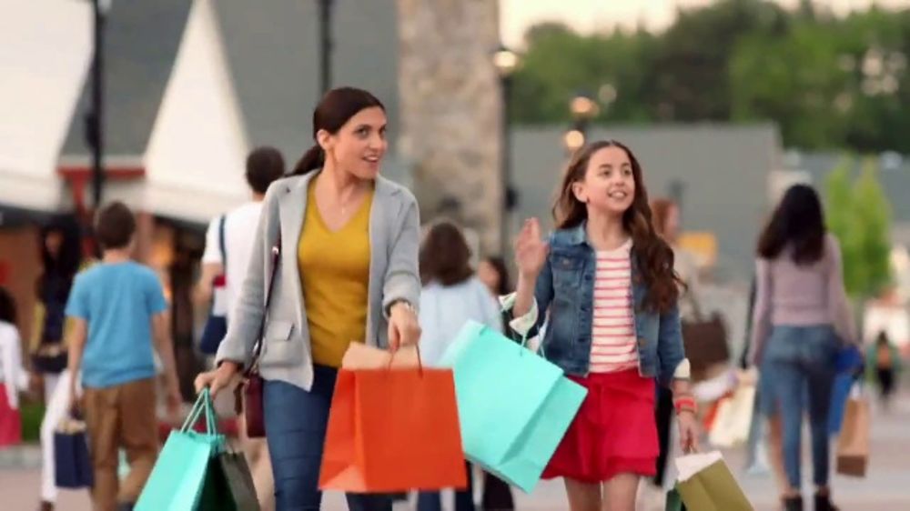 Simon Premium Outlets TV Commercial, '2017 Back to School' - iSpot.tv