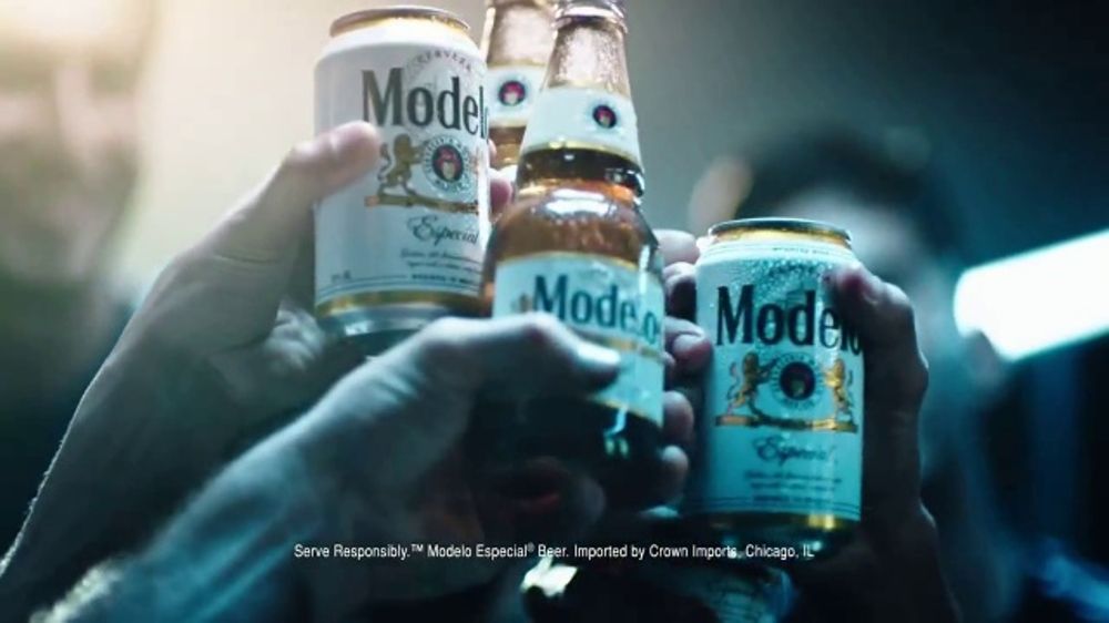 Modelo Especial TV Commercial, 'Fighting for the Beautiful Game' Ft ...